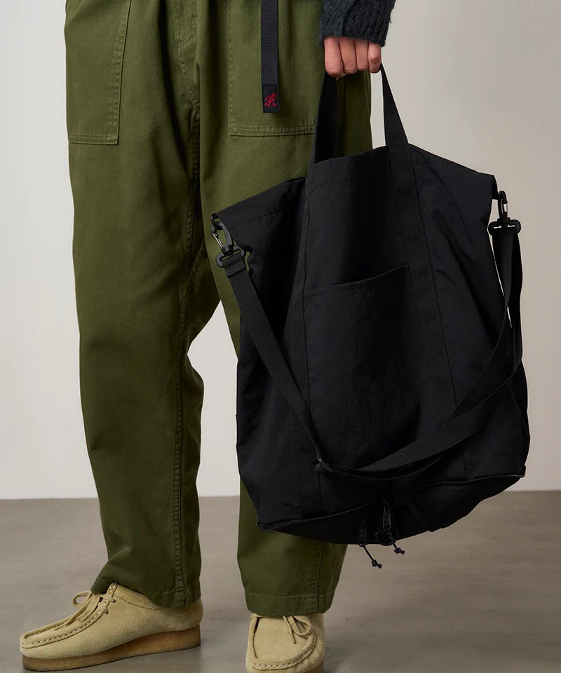 Nylon Packable Tote Black – ensemble